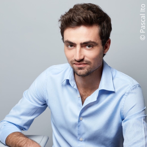 Nathan Devers : biographie, bibliographie | Éditions Albin Michel